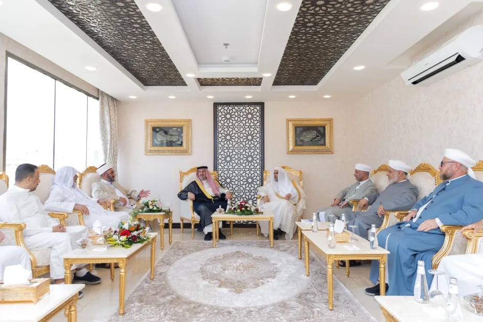 Mohammad Alissa a reçu, à Mina le Président du leg pieux Sunni en Irak ...