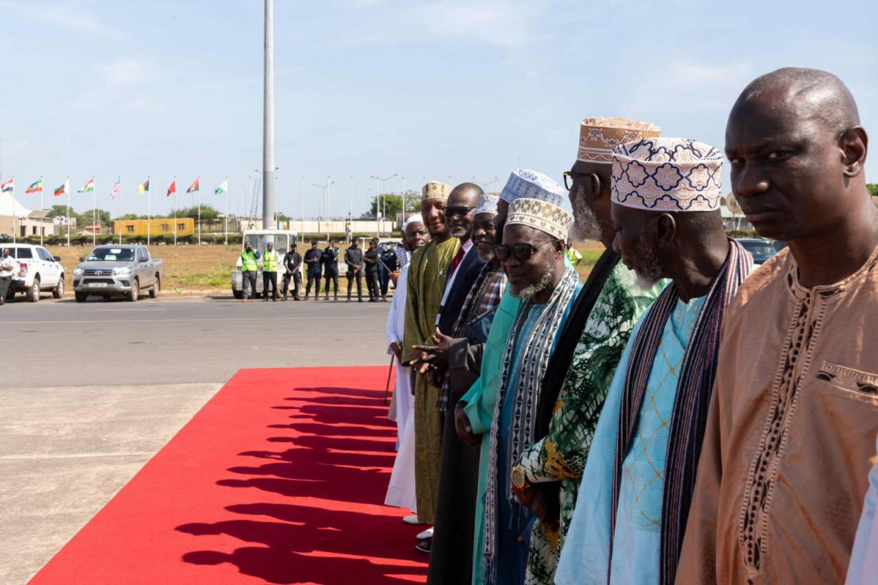 His Excellency arrives in Gambia | Muslim World League